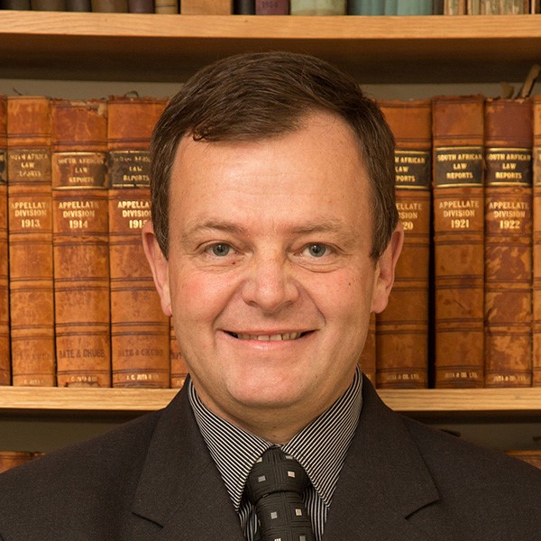 Angus Warren lawyer - Bate Chubb & Dickson